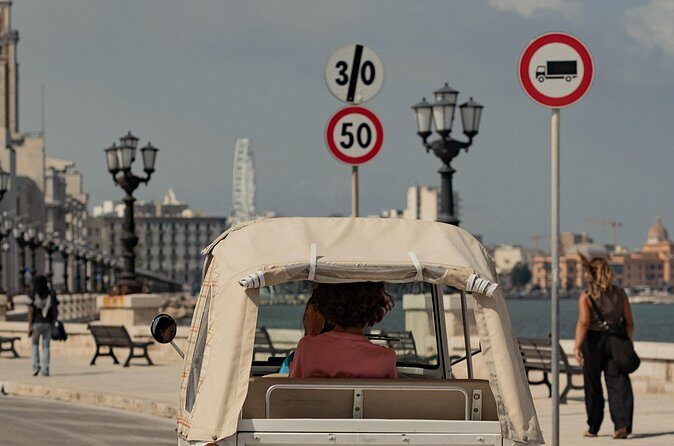 Bari Tuk Tuk tour along the coast - Frequently Asked Questions