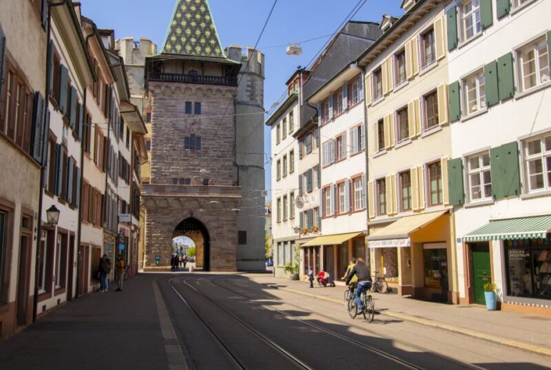 Basel: Express Walk with a Local in 60 minutes - The Practicalities: What to Expect