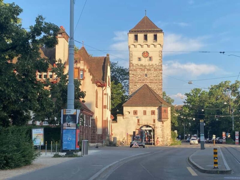 Basel: Fancy a bike tour through 3 countries in 60 minutes? - Authentic Experiences and Highlights