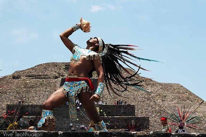 Basilica and Teotihuacan Tour in Spanish, from Mexico City - Introduction: A Balanced Look at the Basilica and Teotihuacan Tour