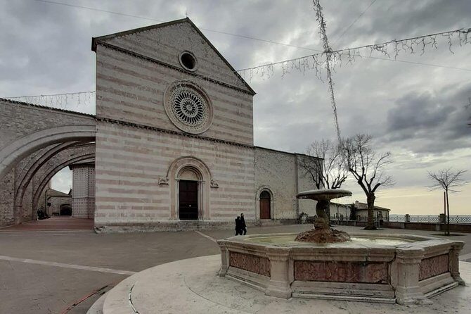 Basilica of St. Francis of Assisi. Tour with official guide - FAQ