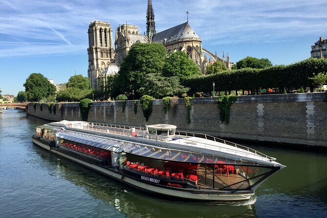 Bateaux Mouches Lunch Cruise on the Seine River in Paris - Practical Considerations and Tips