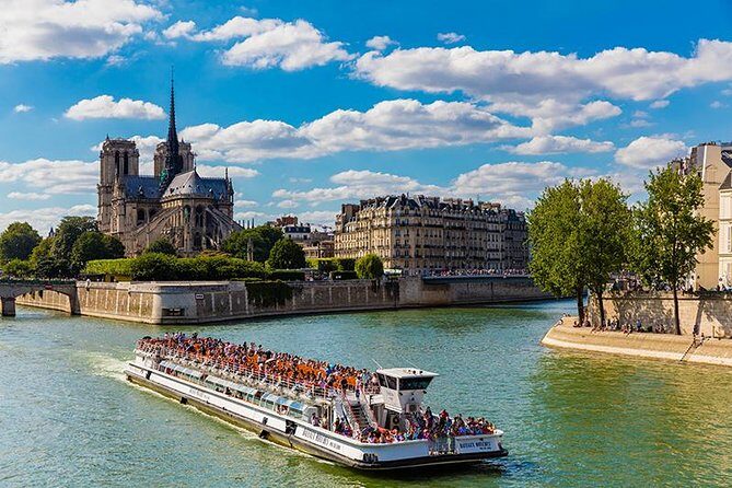 Bateaux Mouches Sightseeing Cruise on the Seine River in Paris - What to Expect During the Cruise