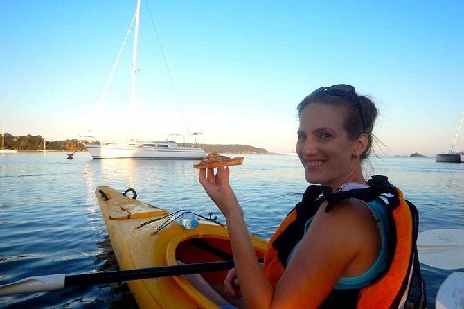 Batemans Bay Sunset Pizza Kayak Tour - Float and Feast - The Food: Pizza on the Water