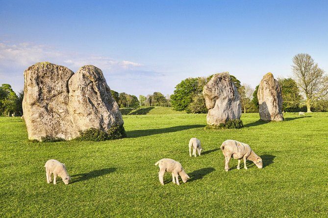 Bath, Avebury and Lacock Village Small-Group Day Tour from London - FAQ