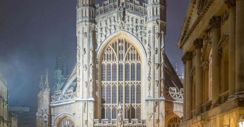 Bath: Guided Ghost Tour - The Atmosphere and Group Experience