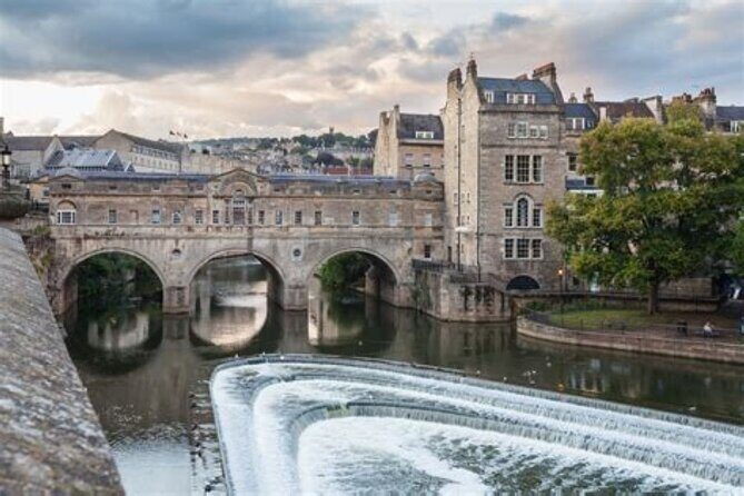 Bath: Local Pubs & Historic Sights Walking Tour (3h) - Exploring the Itinerary in Detail