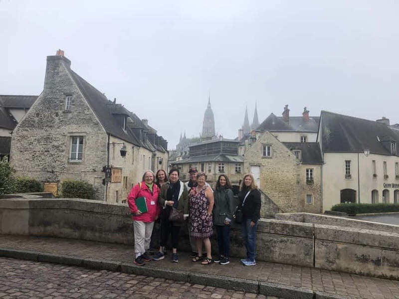 Bayeux: 9.30 DAILY 2-HOUR WALKING GROUP CITY TOUR IN ENGLISH - Key Points