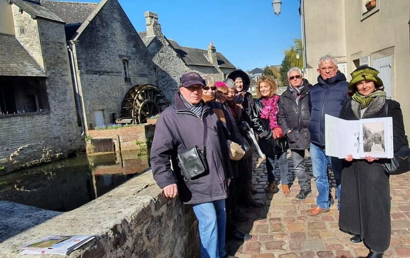 Bayeux: 9.30 DAILY 2-HOUR WALKING GROUP CITY TOUR IN ENGLISH - Discovering the Charm of Bayeux
