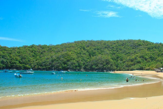 Bays of Huatulco and Snorkeling Experience with Drinks - FAQ