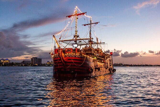 Be amazed with PIRATE SHOW in Cancun, includes Dinner & Open Bar - Authentic Experiences from Reviewers
