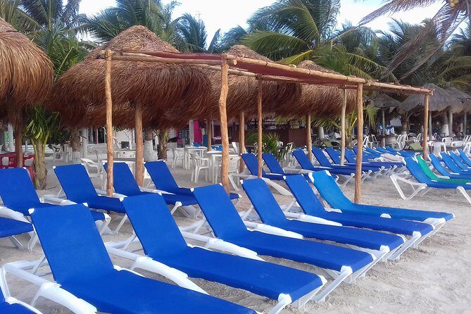 BEACH DAY IN LOS ARRECIFES RESTAURANT-open bar and lunch. - FAQs