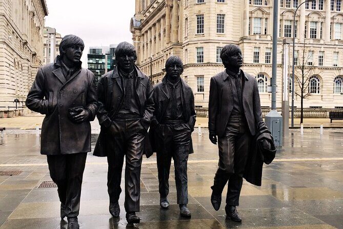 Beatles Maniacs Private Exclusive Experience with Guide - An Introduction to the Liverpool Beatles Tour