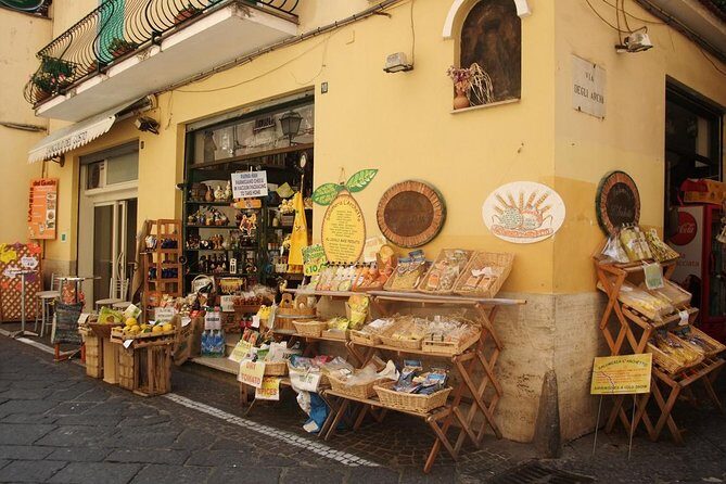 Beauty and History Tour: Positano, Sorrento, Pompeii (Full-Day 8h) - Sorrento: Charm, Culture, and Craftsmanship