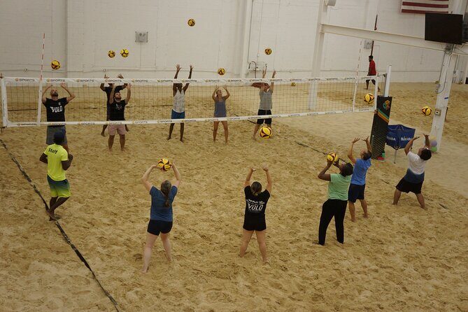 Beginner Beach Volleyball Class in NYC - Key Points