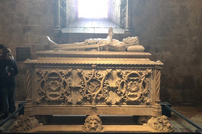 Belem and Jeronimos Monastery Guided Small Group Walking Tour - Who Will Love This Tour?