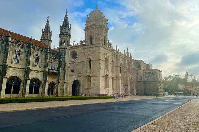 Belém and Jerónimos Monastery Private Walking Tour & Ticket - Key Points