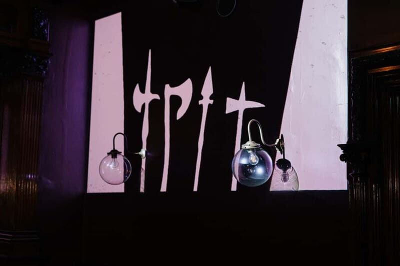 Belfast: An Alternative History of Belfast Through Drinks! - Who Is This Tour Best For?