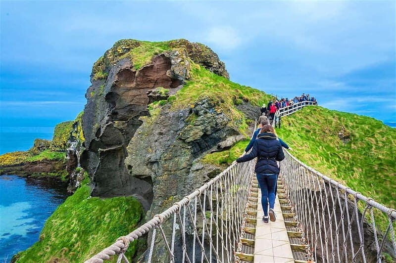 Belfast: Giant's Causeway Tour and 2-Day Open Top-Bus Tour - An In-Depth Look at the Tour Experience