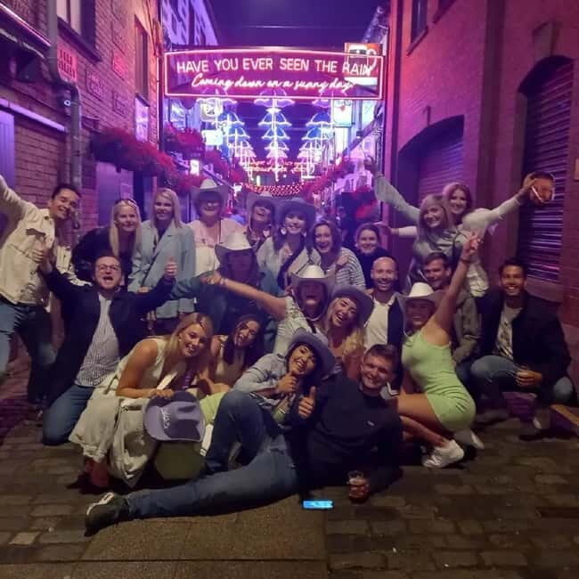 Belfast: Pub Crawl and Bar Walking Tour with Two Drinks - Who Should Consider This Tour?