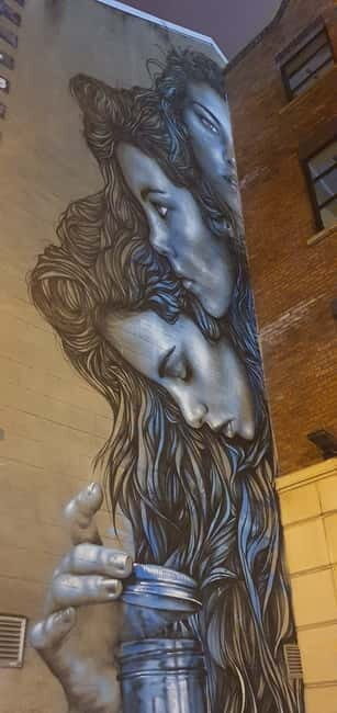 Belfast : Pub Music , Street Art Experience Walking Tour - Key Points