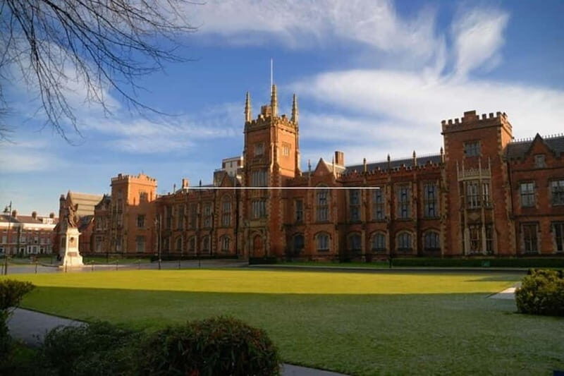 Belfast : Sightseeing Private Custom Tour with a Local Guide - How the Tour Works and What to Expect