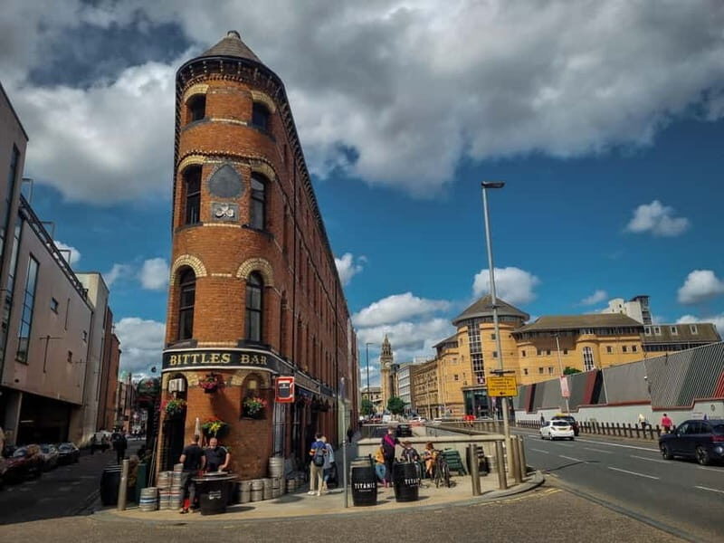 Belfast Walking Tour with a Local  History & Craic - FAQ