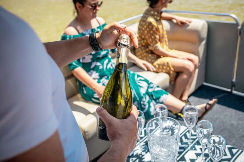 Belgrade: Private Sightseeing Cruise - Key Points