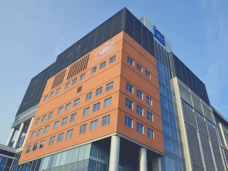 Bell Centre: Montreal Canadiens Ice Hockey Game Ticket - Experience the Heart of Hockey at Bell Centre