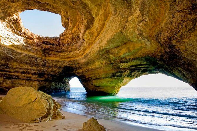 Benagil Caves & Praia da Marinha with multilingual guide - FAQ