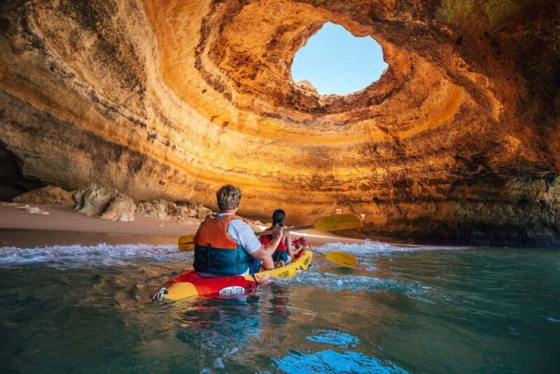 Benagil: Kayaking Tour to the Benagil Cave (Free Shower) - Key Points