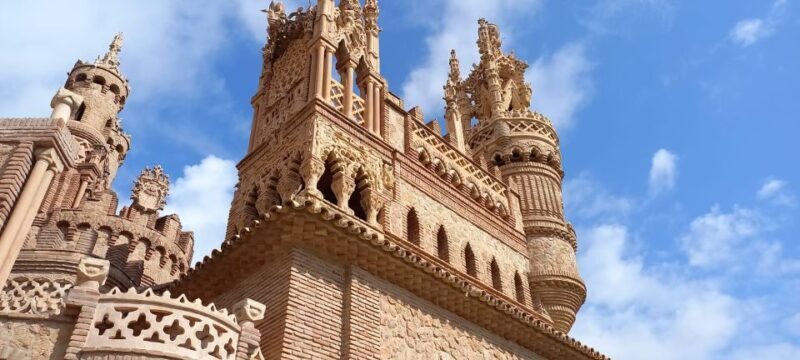 Benalmadena: Colomares Castle Tour with Entry Ticket - Key Points