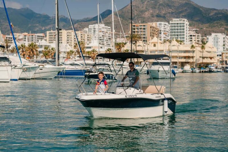 Benalmádena: license-Free Rent Boat for Dolphin Watching - Exploring the Experience in Depth