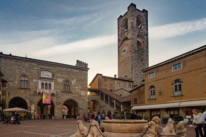 Bergamo: 2.5-hour private walking tour of the Upper Town - A Closer Look at the Tour Experience