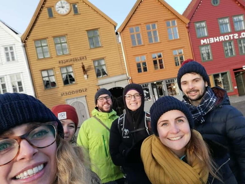 Bergen: Authentic Morning Walking Tour - Key Points