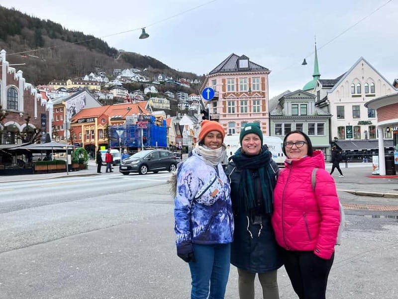 Bergen: Authentic Morning Walking Tour - Accessibility and Practical Details