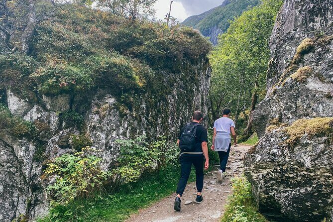 Bergen Day Tour to National Park Folgefonna and Glacier Lake - What You Can Expect: A Detailed Breakdown of the Itinerary