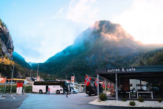 Bergen: UNESCO Fjord Cruise, Flåm & Stegastein - Incl. Lunch - Who Should Take This Tour?