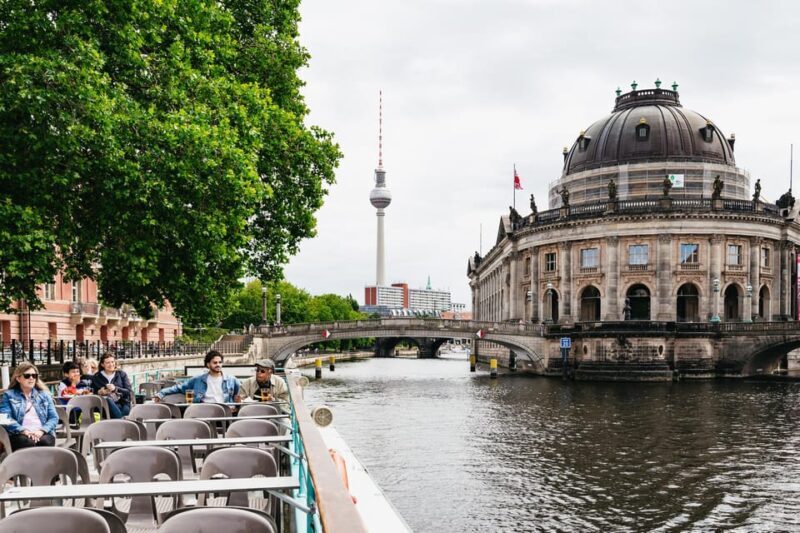 Berlin: 1-Hour City Sightseeing Cruise - Key Points