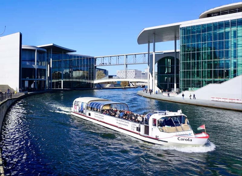 Berlin: 1-hr Boat Tour with Bilingual Live Guide (DE/EN) - An Authentic Perspective on Berlin’s Waterway Tour