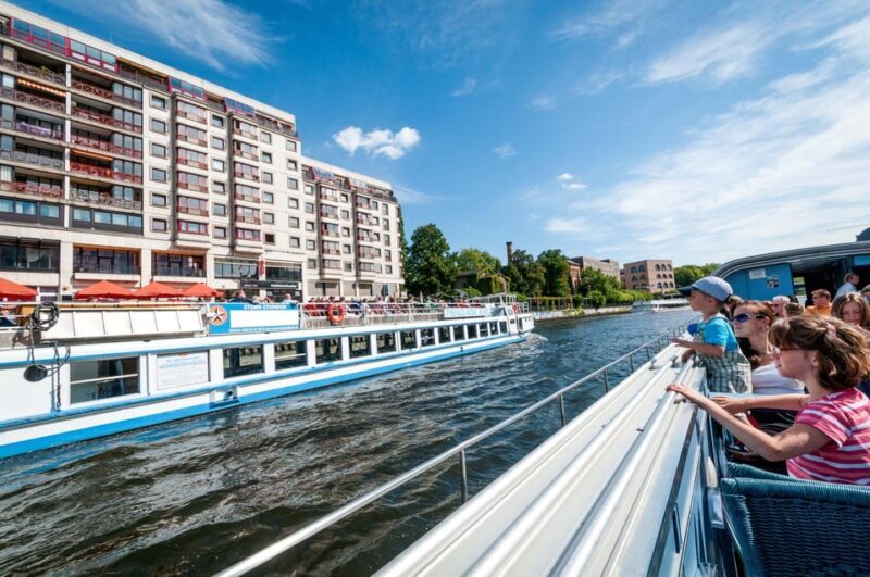 Berlin: 3.25-Hour Spree & Landwehrkanal Boat Tour - Who Should Take This Tour?