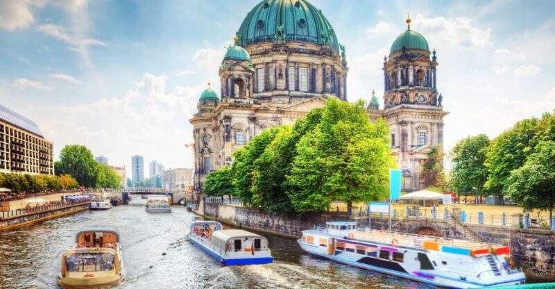 Berlin and Sachsenhausen: Shore Trip from Warnemünde Port - Seamless Transportation and Timing