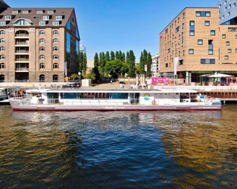 Berlin Boat Tour | Berlin Highlight Tour with Solar Ship on the Spree - Key Points