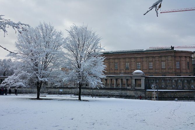 Berlin City Center: The Most Famous Sites (private 3 hours Walking tour) - The Sum Up