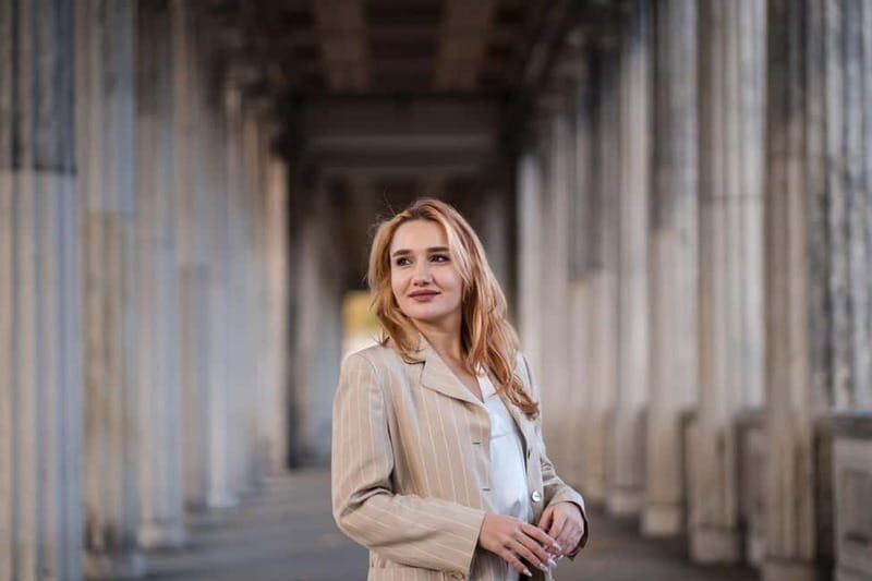 Berlin: Early Morning Private Photoshoot to avoid the Crowd - The Experience at a Glance