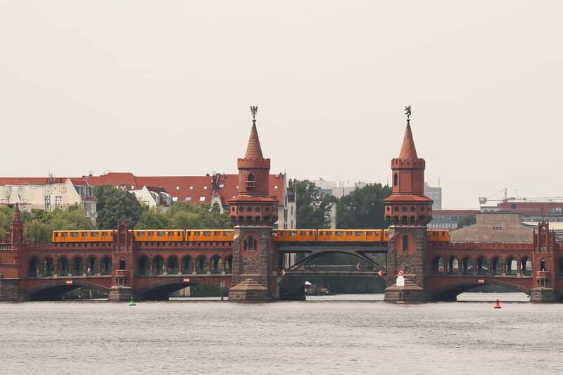 Berlin: East Side Gallery Spree Cruise in a Solar Catamaran - An In-Depth Look at the Berlin Solar Catamaran Cruise