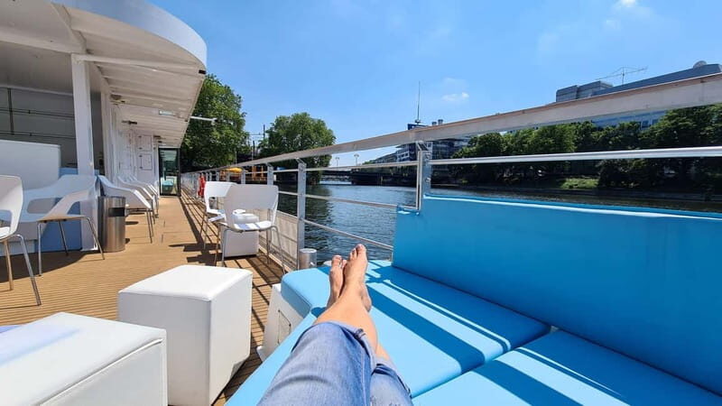 Berlin: East Side Gallery Spree Cruise in a Solar Catamaran - FAQ