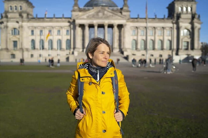 Berlin Essentials: Private Photoshoot at Berlin's top sites - Who Should Consider This Experience?