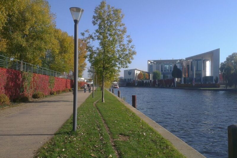 Berlin Express: Private 1-Hour E-Rickshaw Ride - Key Points