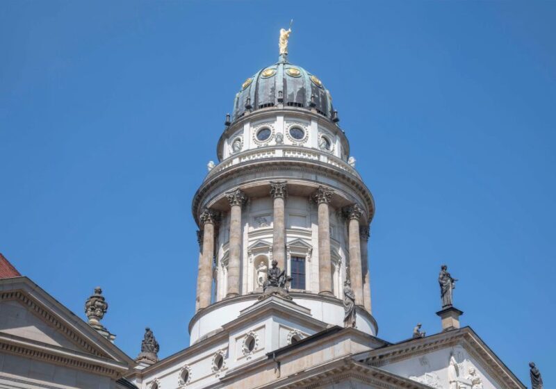 Berlin: Französischer Dom 360° Panorama & Crémant to go - The Experience of Enjoying Crémant